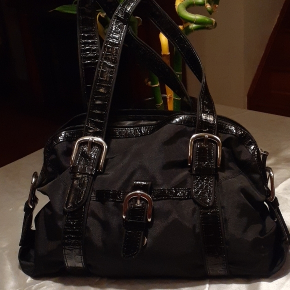 Laura Ashley | Bags | Laura Ashley Handbags | Poshmark